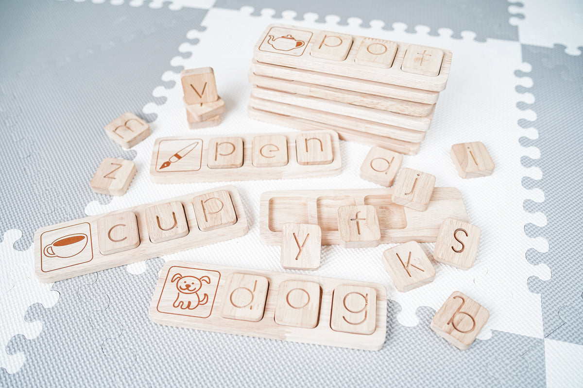 Picture Word Board – Finders Nest